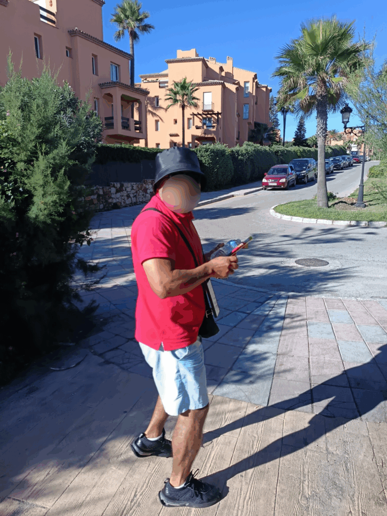Bird poo scammer targeting expats in Costa del Sol town pictured