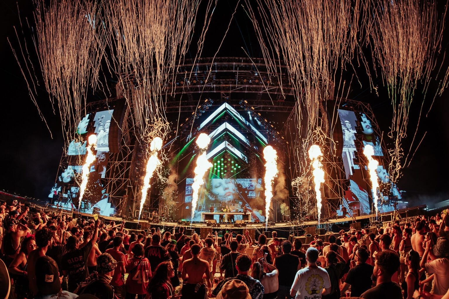Top 10 festivals you can't miss in Spain this summer!