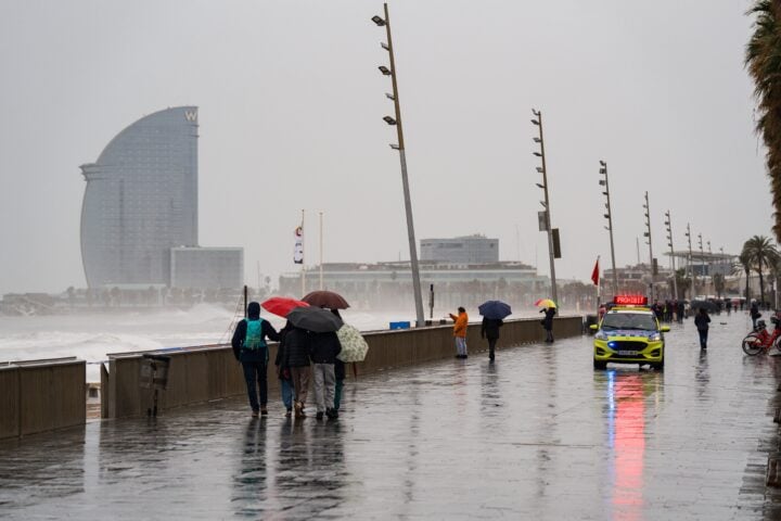 Spain weather: Orange alert over thunderstorms and heavy rain